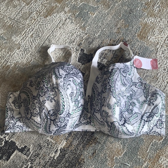 Cacique | Intimates & Sleepwear | Nwt Cacique Lightly Lined Balconette ...